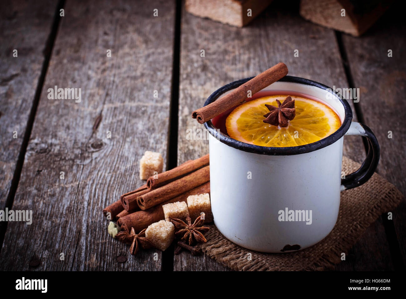 Mulled wine in rustic hi-res stock photography and images - Alamy