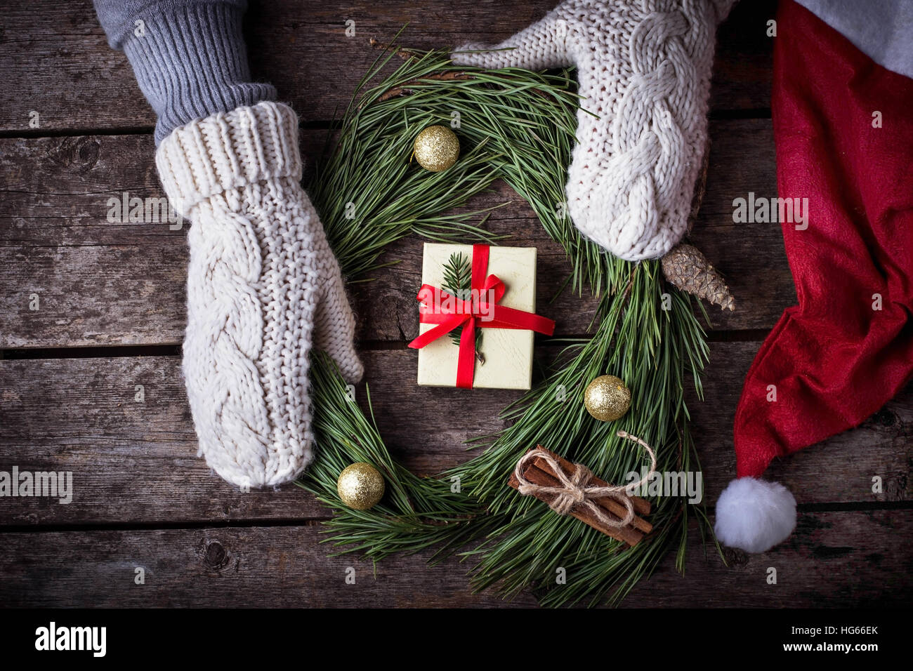 Woman in mittens christmas hi-res stock photography and images - Alamy