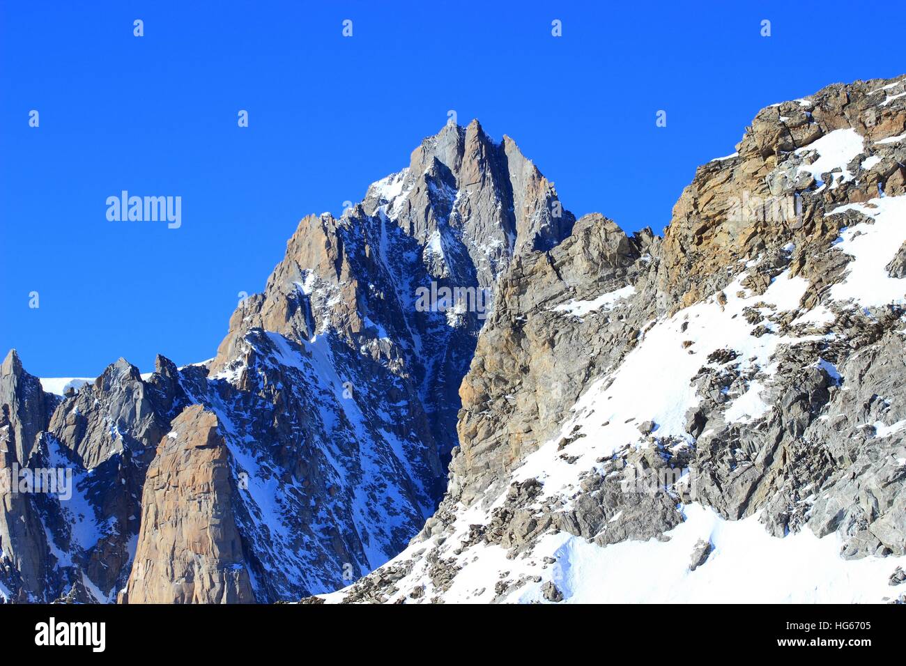 France italy border hi-res stock photography and images - Alamy