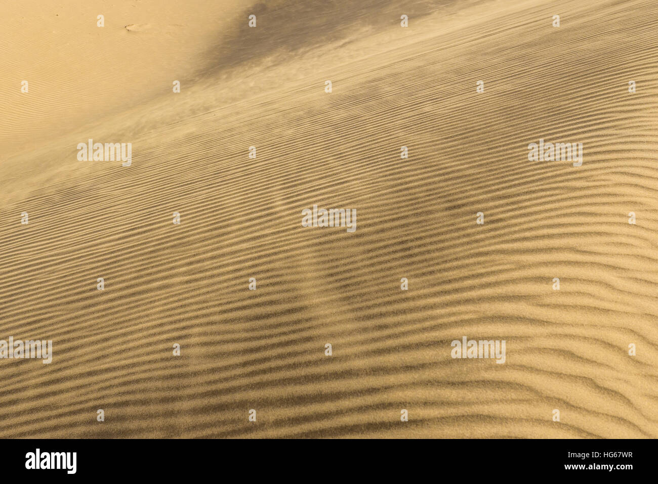 ripple marks on sand dune of Maranjab Desert in Iran Stock Photo - Alamy