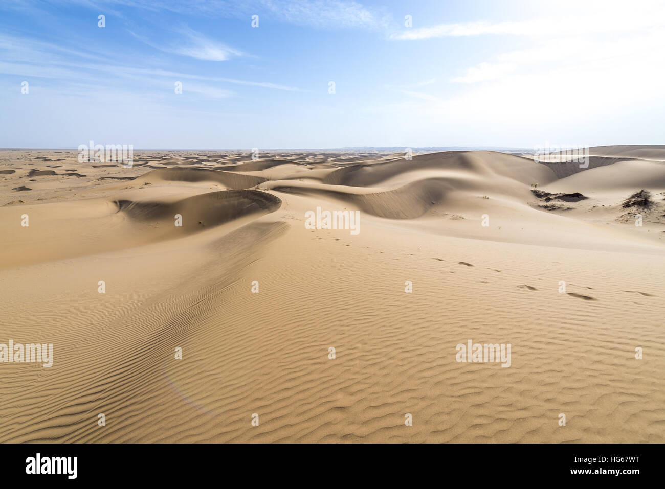 Transverse dunes hi-res stock photography and images - Alamy