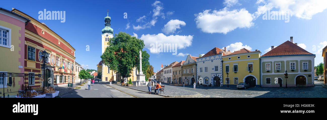 Köszeg (Güns): Town Hall (left) and St. Emmerich Church at Jurisics ter ...