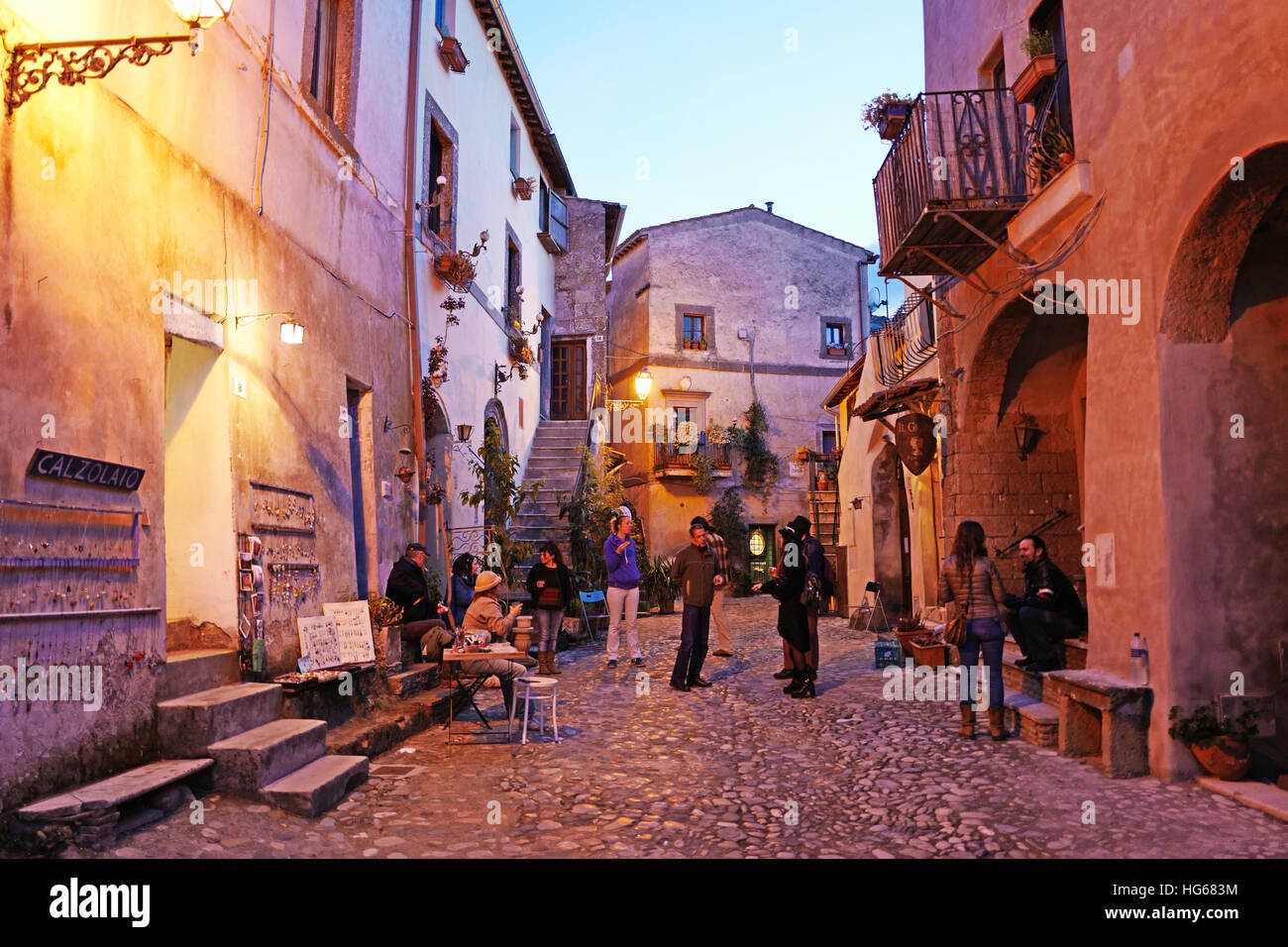 Calcata rome hi-res stock photography and images - Alamy