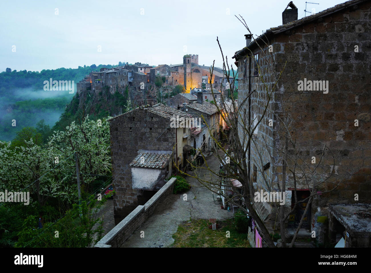 Calcata rome hi-res stock photography and images - Alamy