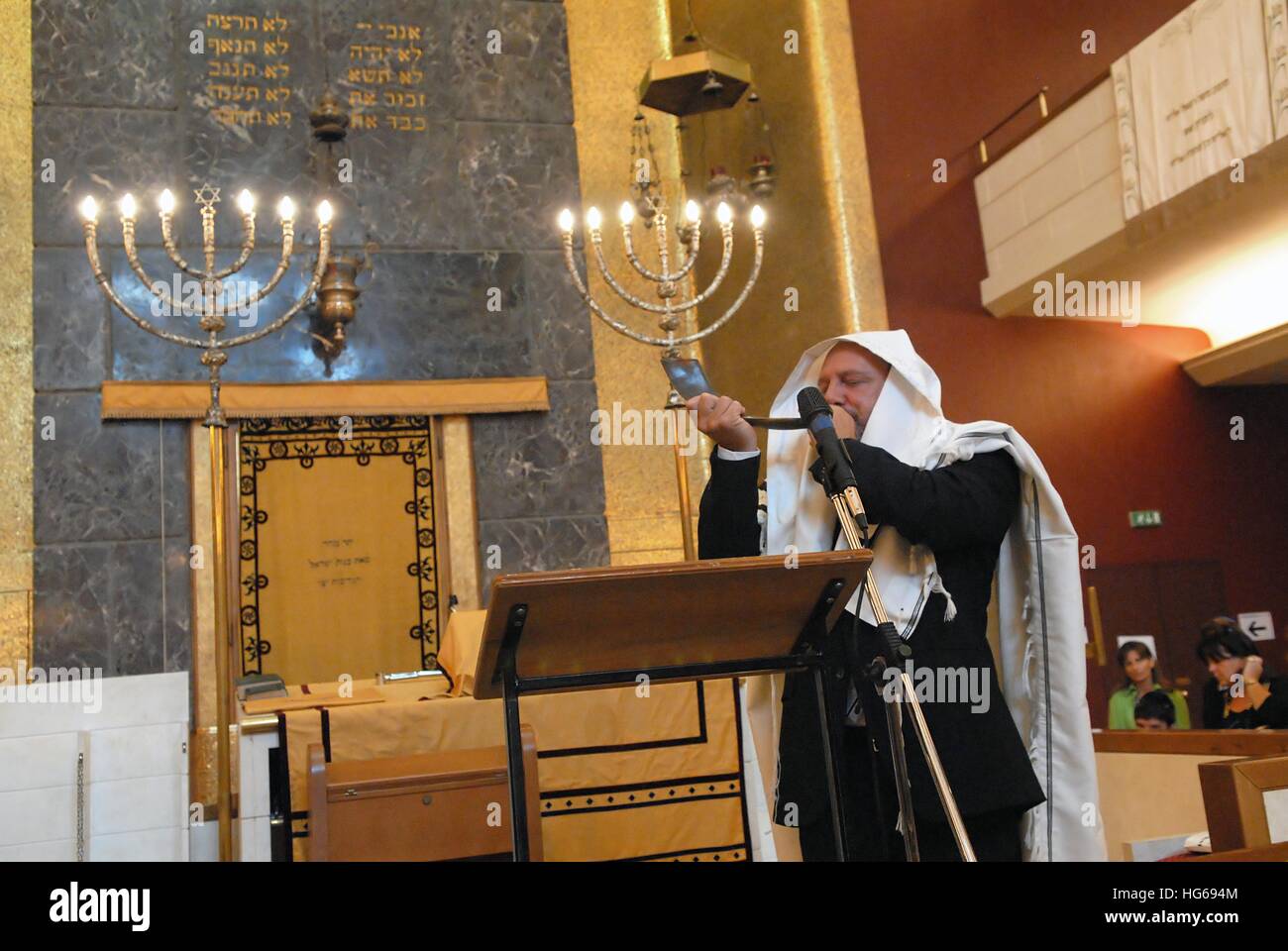 Central Synagogue in Milan (Italy Stock Photo - Alamy