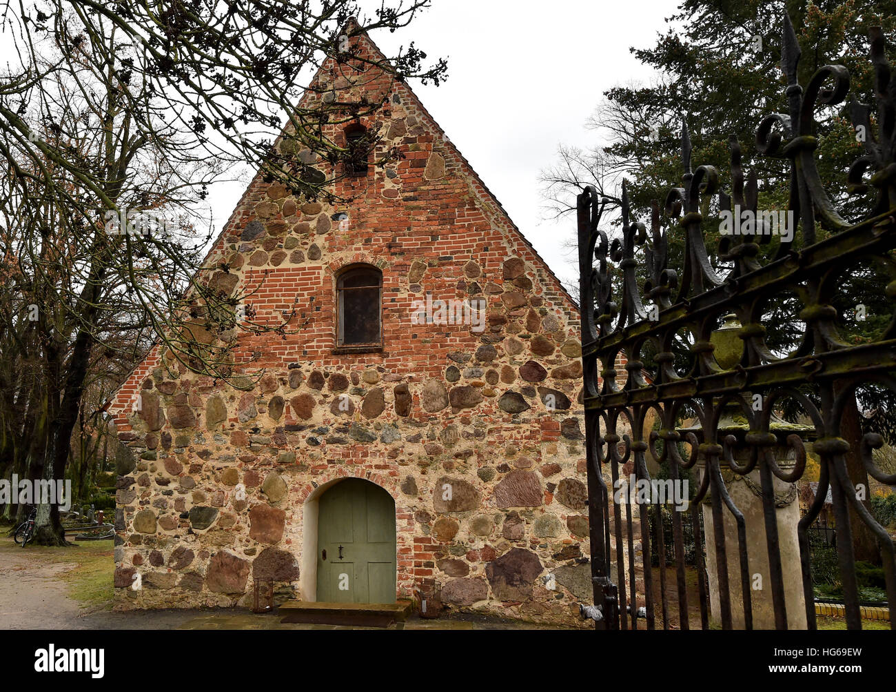 Bad Belzig, Germany. 04th Jan, 2017. St. Gertrude's chapel in Bad ...