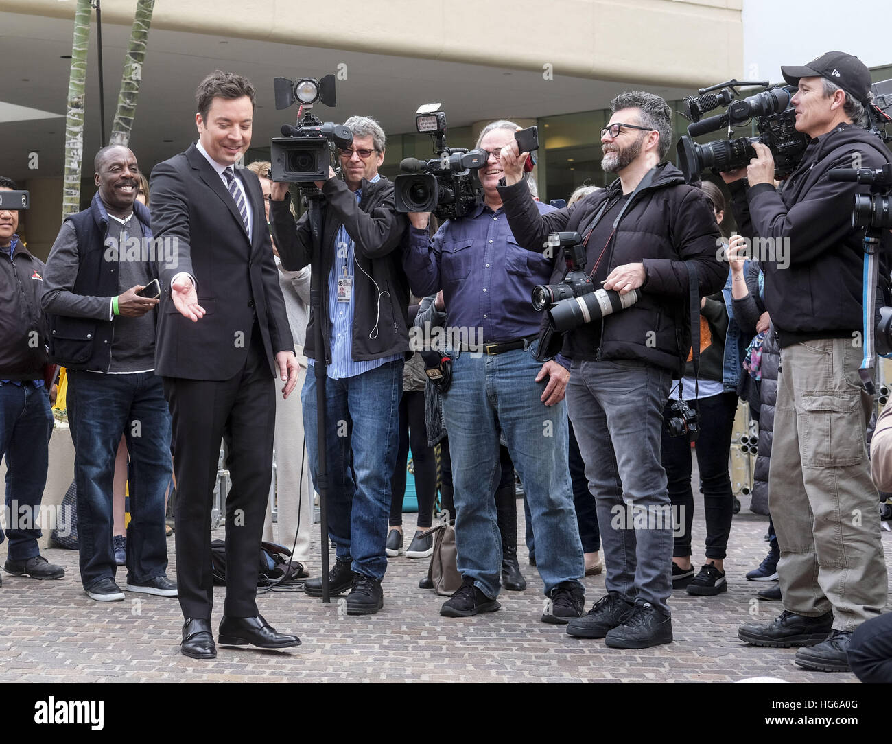 Los Angeles, California, USA. 4th Jan, 2017. Tonight Show host Jimmy ...