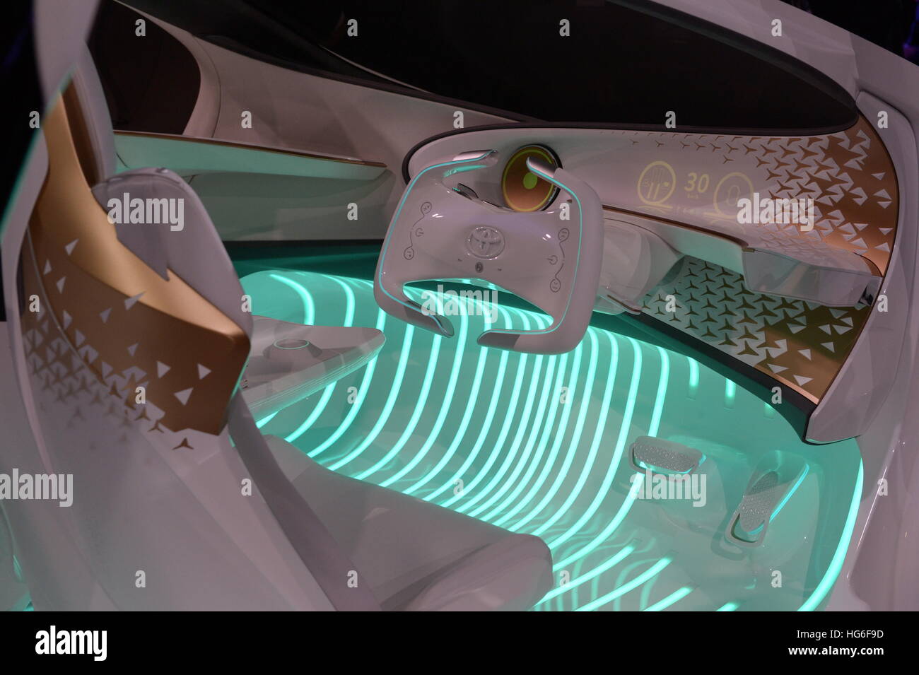 Toyota self driving car hi-res stock photography and images - Alamy