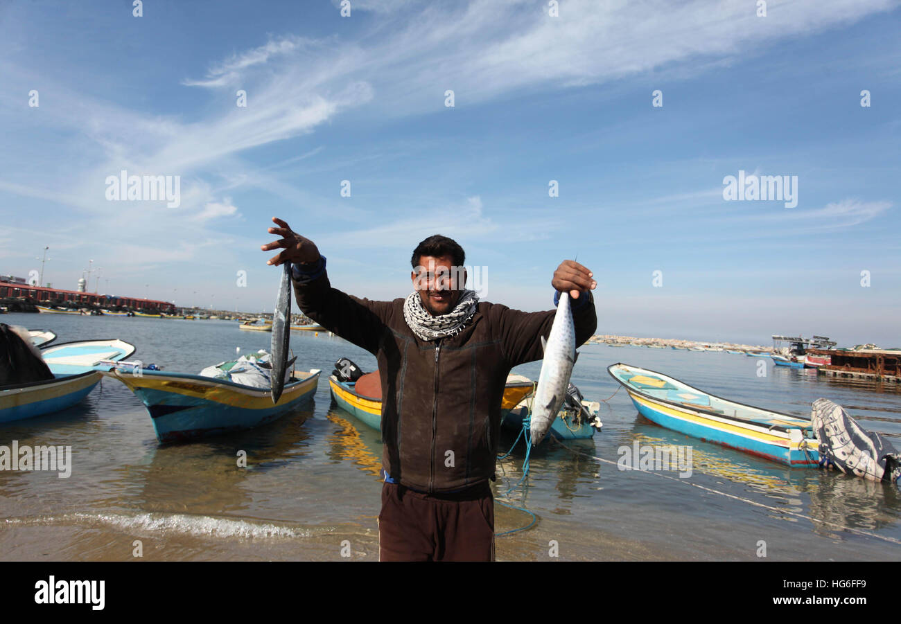 Gaza City, Gaza Strip, Palestinian Territory. 5th Jan, 2017. A ...