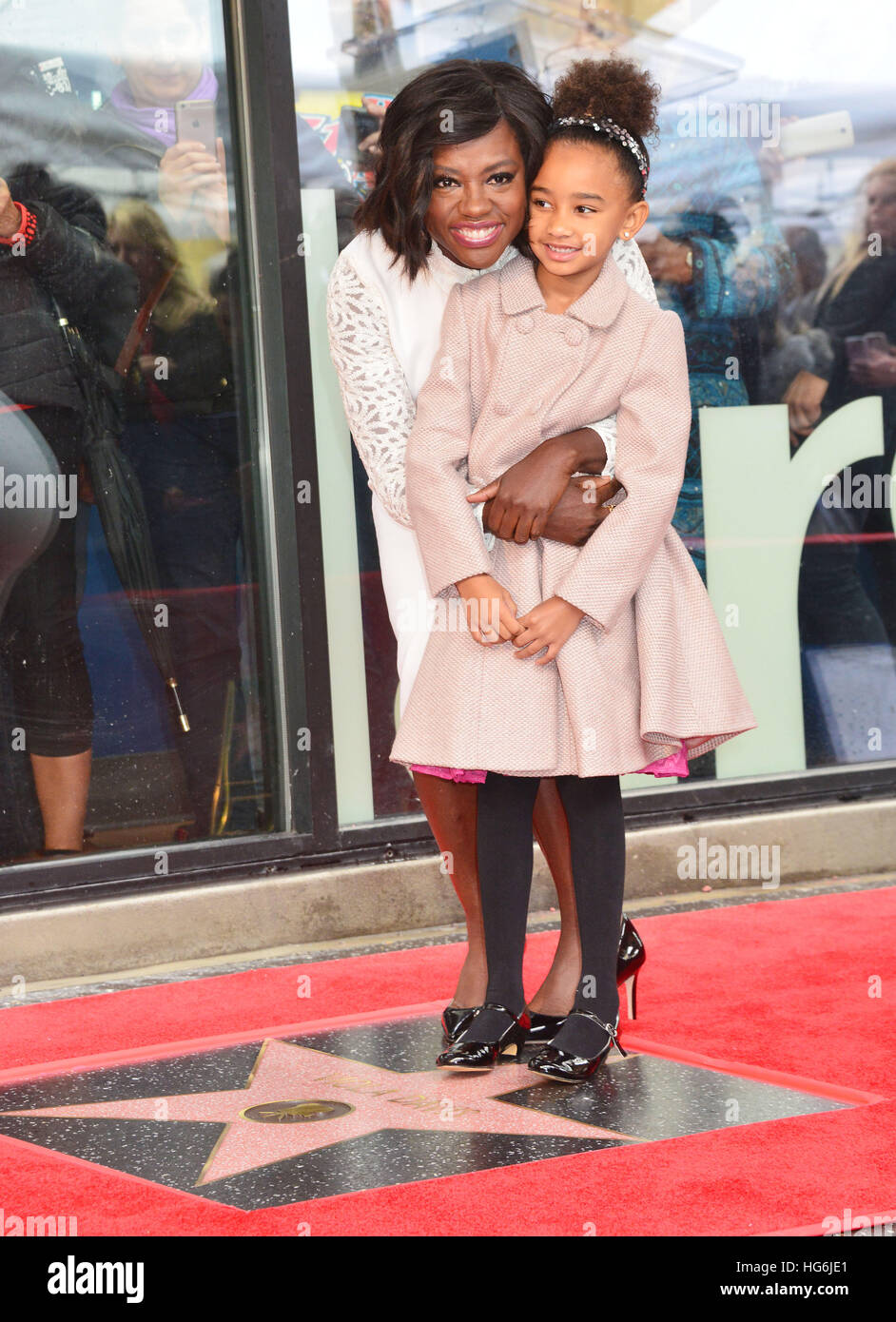 Genesis tennon hi-res stock photography and images - Alamy