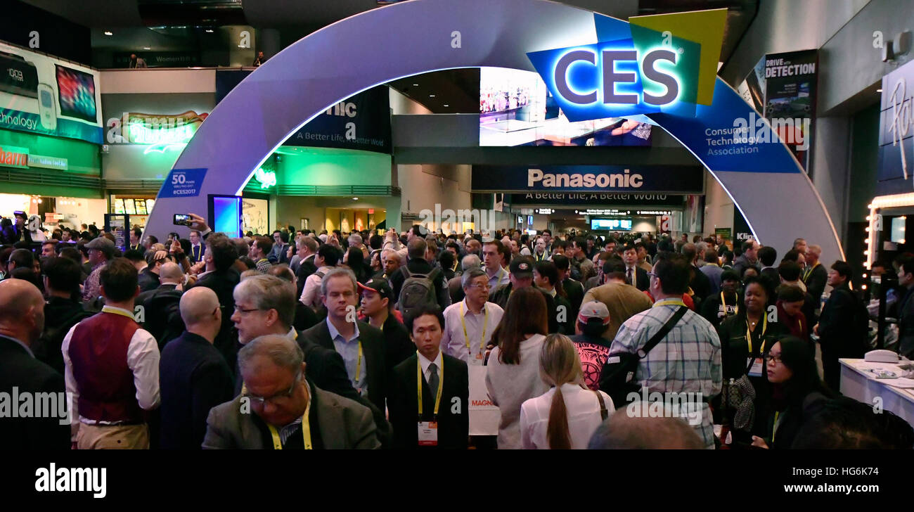 Las Vegas Nevada, USA. 5th Jan, 2017. Thousands of CES attendees make their way in on opening ...