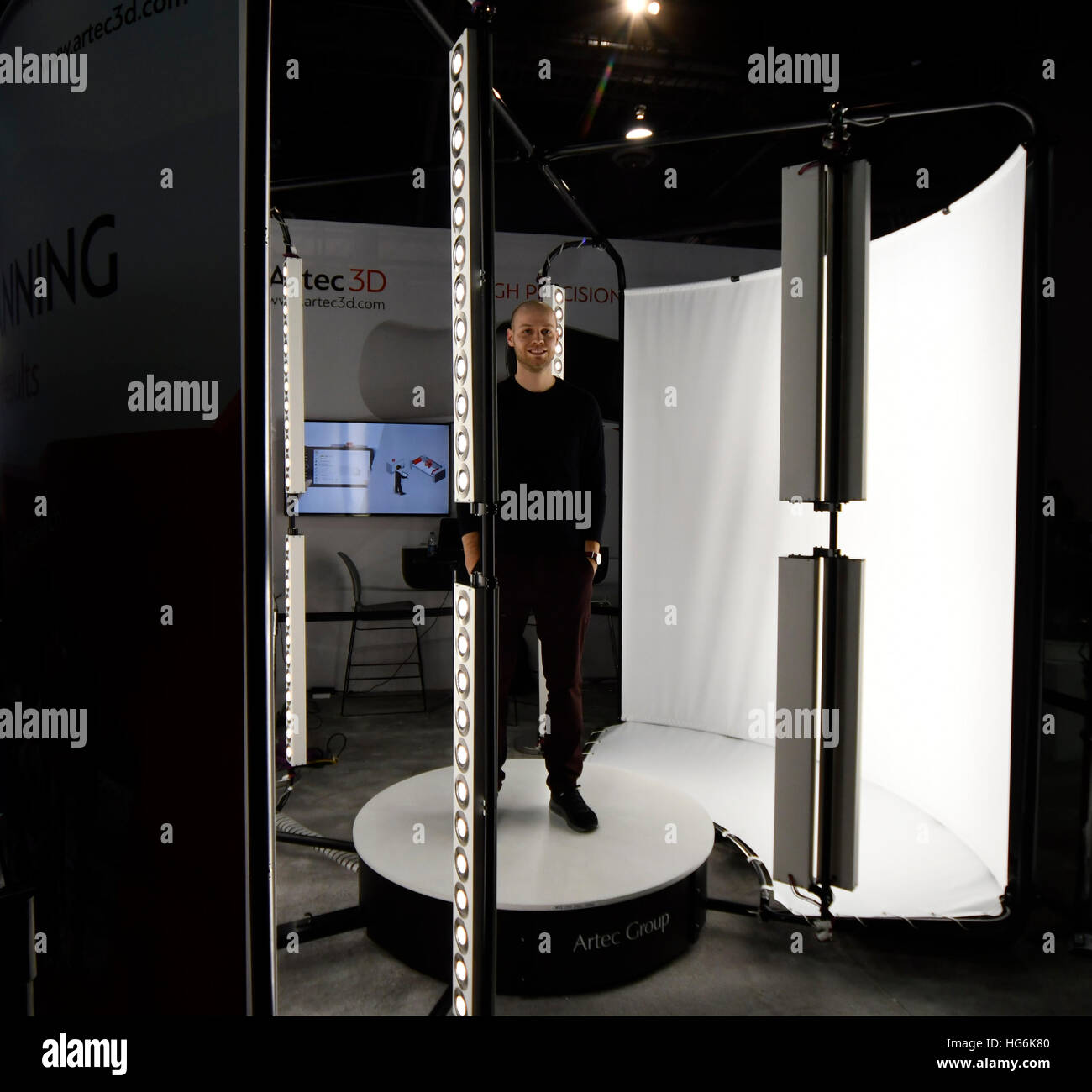3d full body scanner hi-res stock photography and images - Alamy