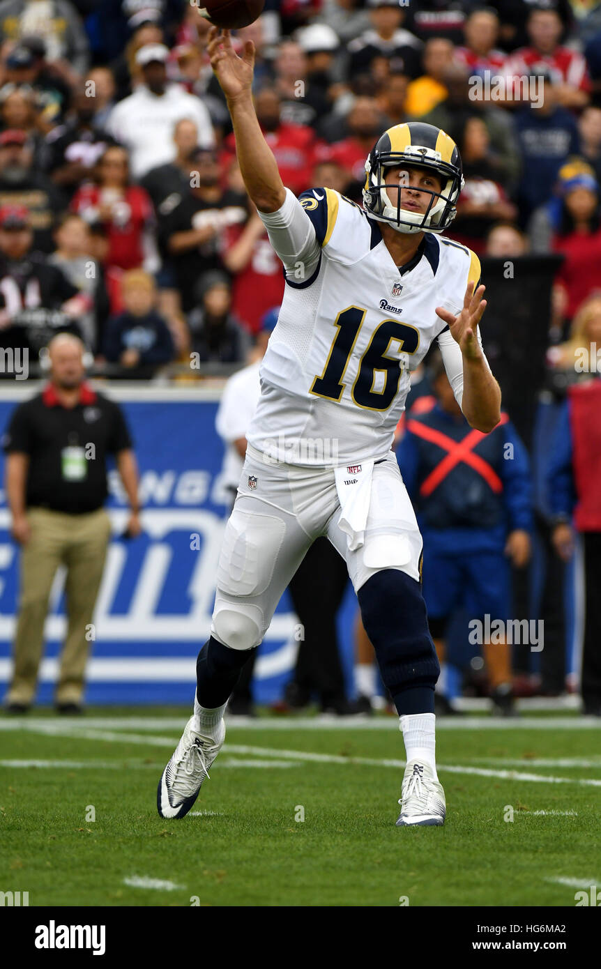 Jared goff 2016 hi-res stock photography and images - Alamy
