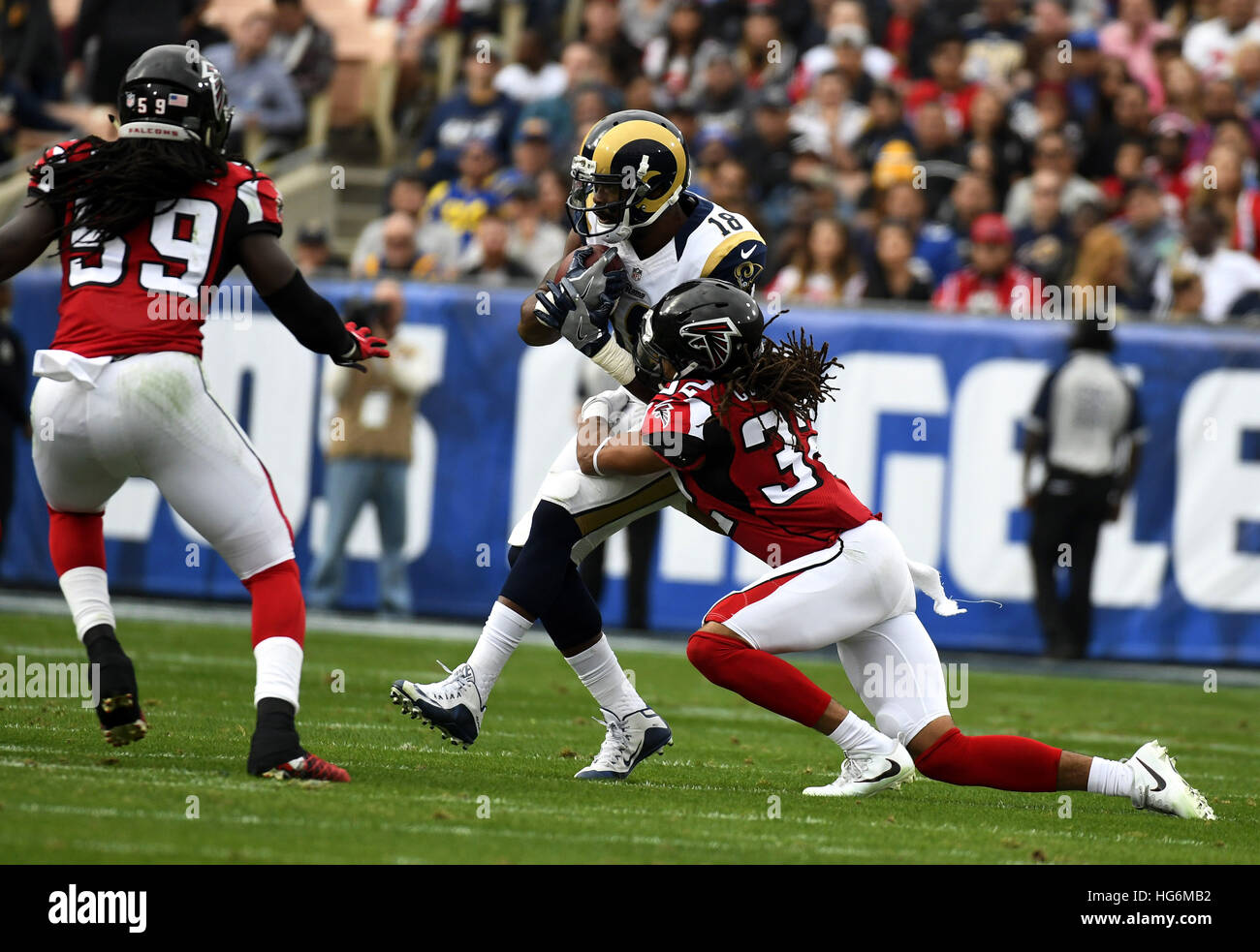 Los Angeles, California, USA. 11th Dec, 2016. Kenny Britt of the Los ...