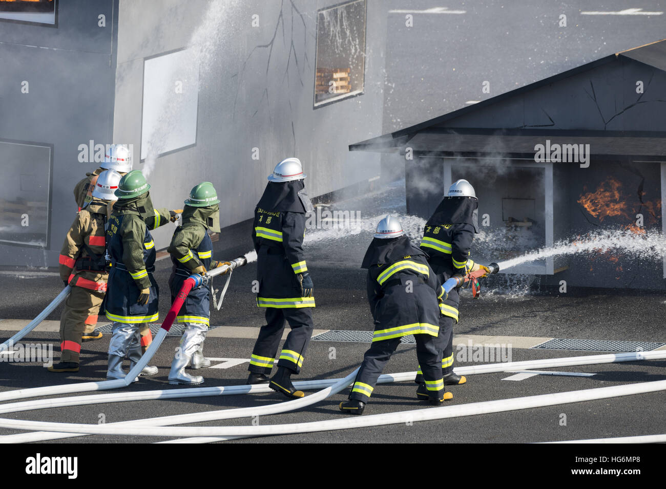 Tokyo, Tokyo, Japan. 6th Jan, 2017. Tokyo Fire Department holds the ...