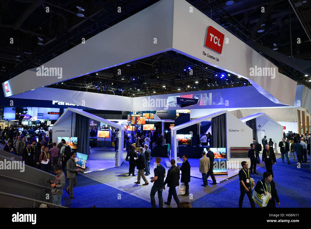 Las Vegas. 5th Jan, 2017. Photo taken on Jan. 5, 2017 shows the TCL's booth at the 2017 Consumer ...
