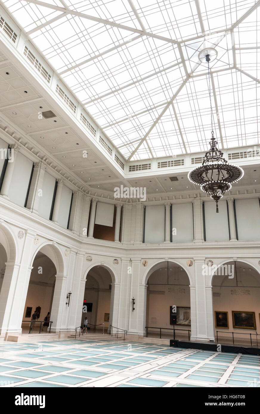Brooklyn museum interior hi-res stock photography and images - Alamy