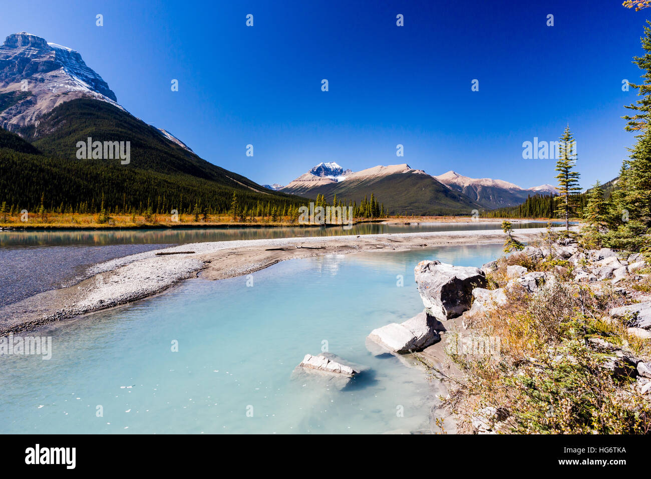 Sunwapta river jasper national park hi-res stock photography and images ...