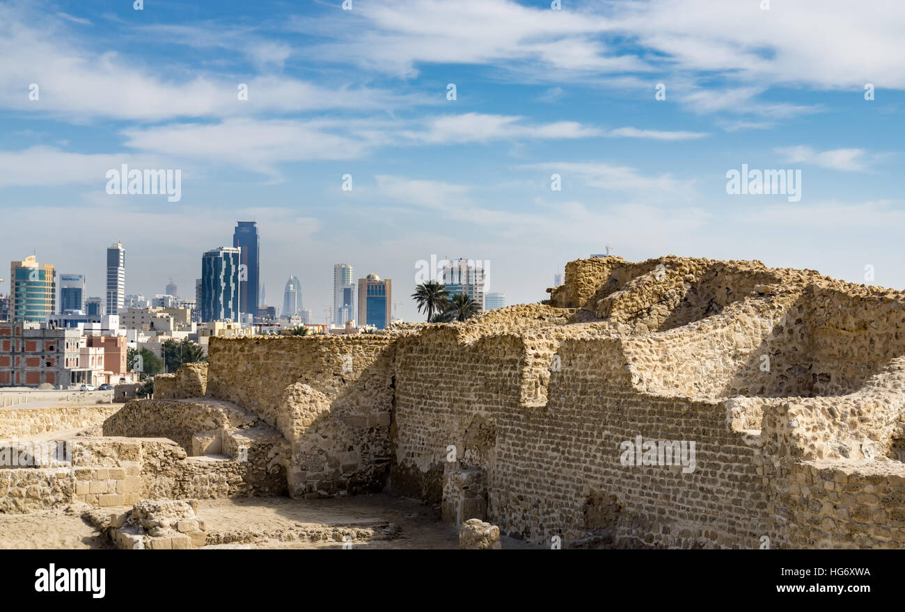 Bahrain Fort in Kingdom of Bahrain, Manama city Stock Photo - Alamy