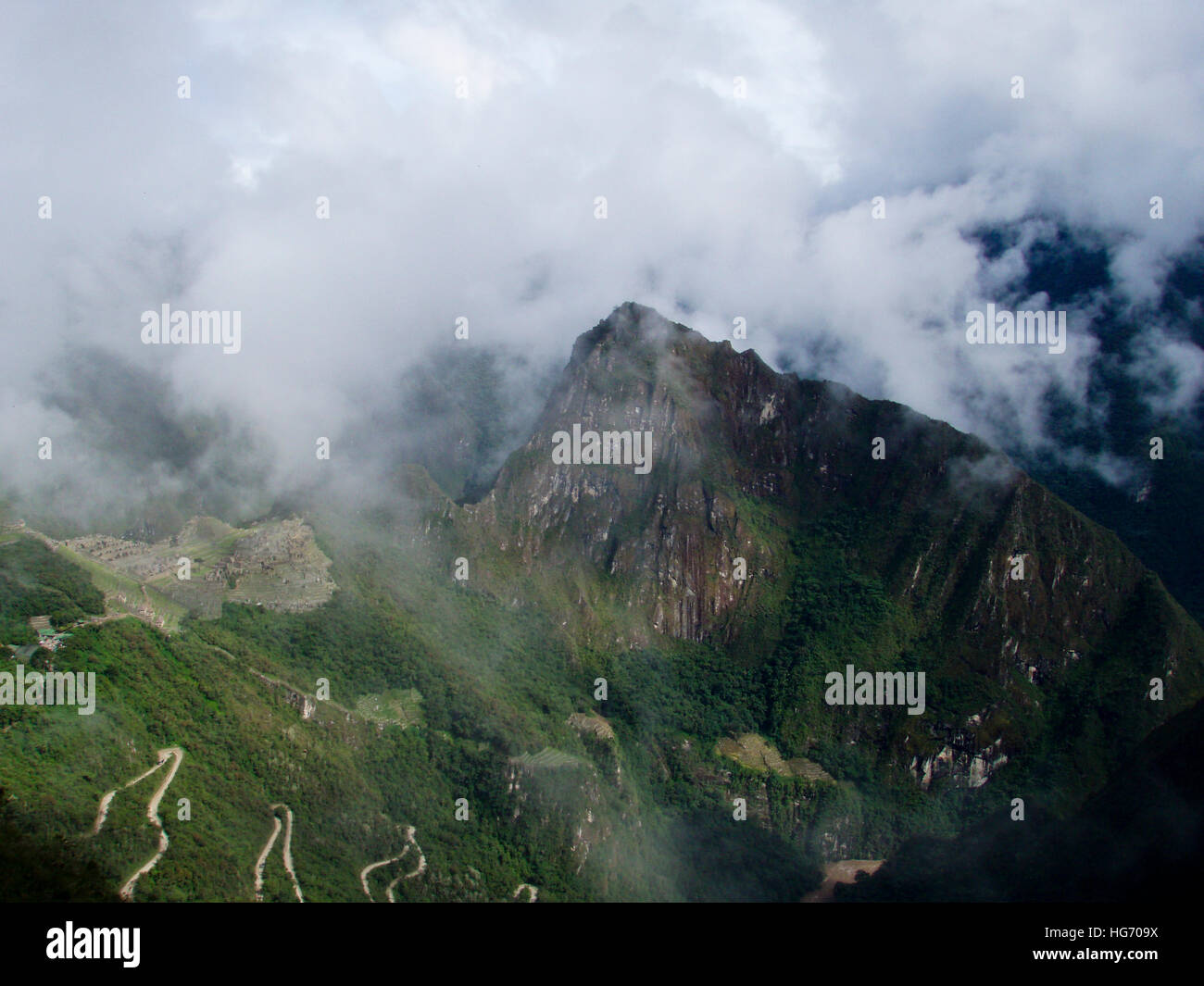 machu picchu trek Stock Photo - Alamy