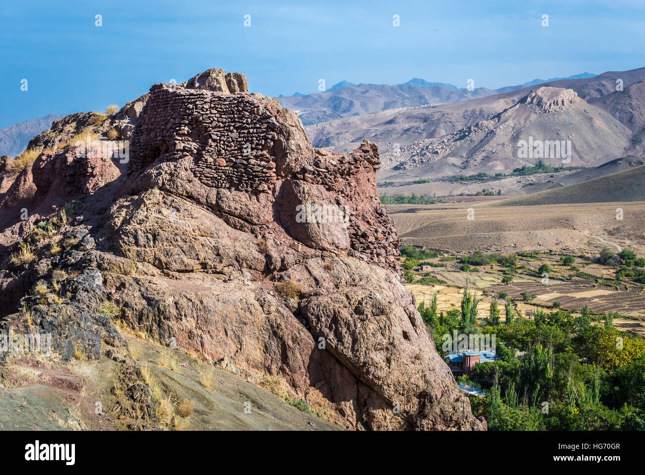 Sasanid era ruins on hills above Abyaneh - one of the oldest villages ...