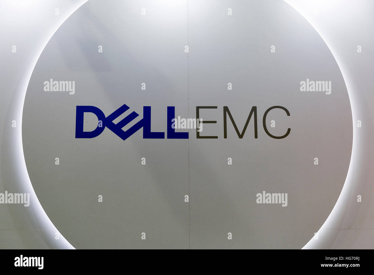 Emc technology logo hi-res stock photography and images - Alamy