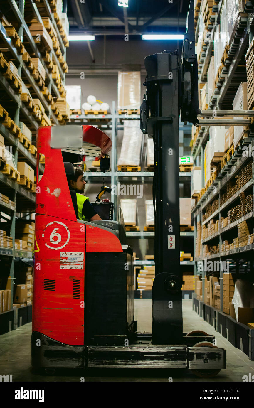 Forklift reachtruck hi-res stock photography and images - Alamy