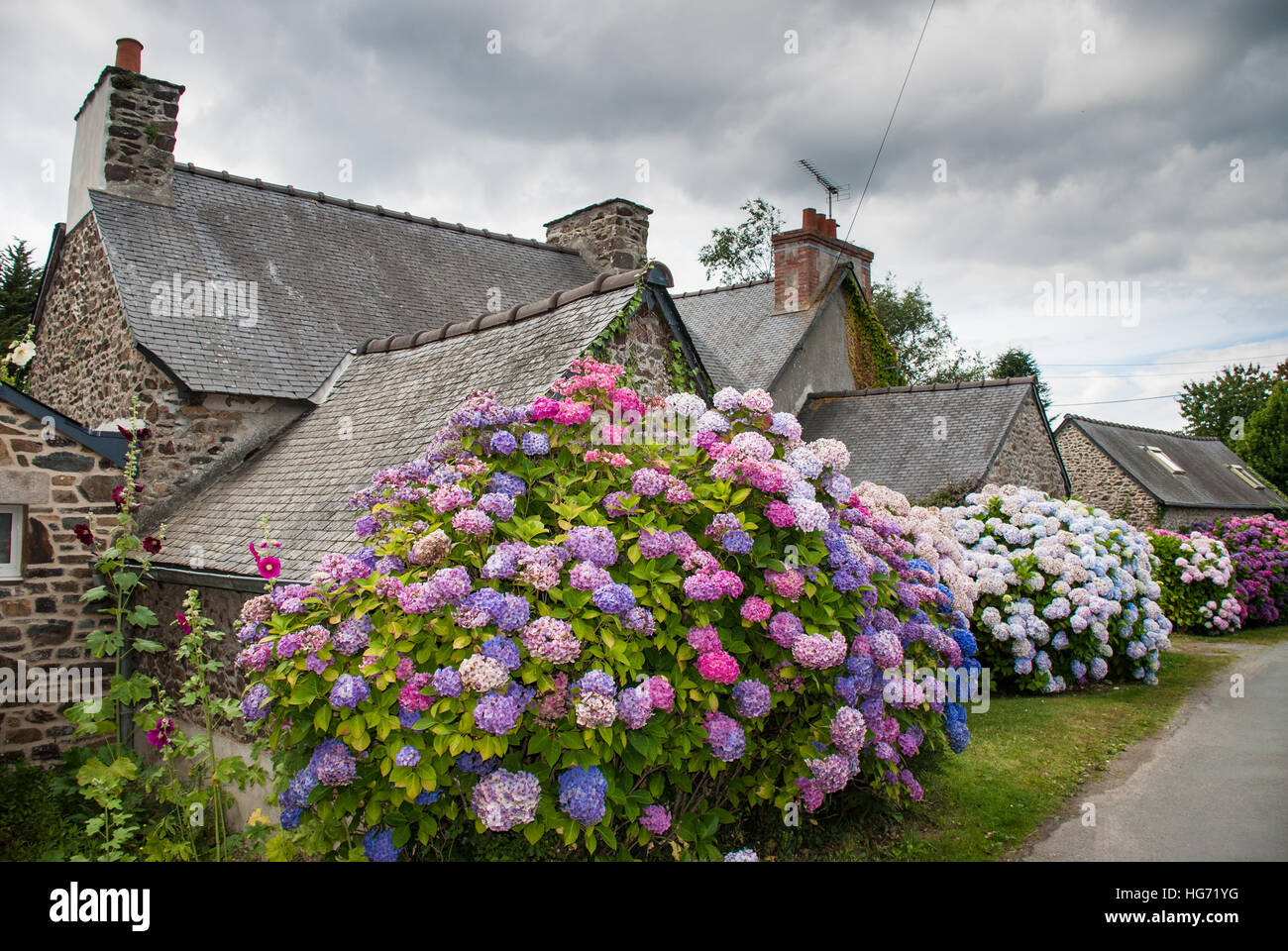 Typical bretagne house hi-res stock photography and images - Alamy
