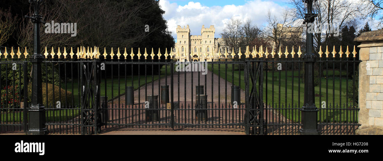 Exterior view of Windsor Castle, Windsor town, Royal Berkshire County ...