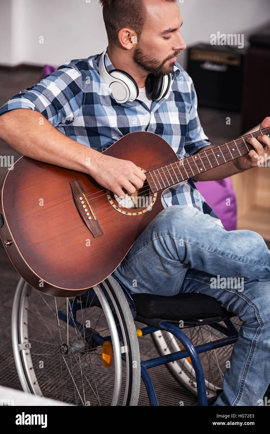 Focused musician hi-res stock photography and images - Alamy