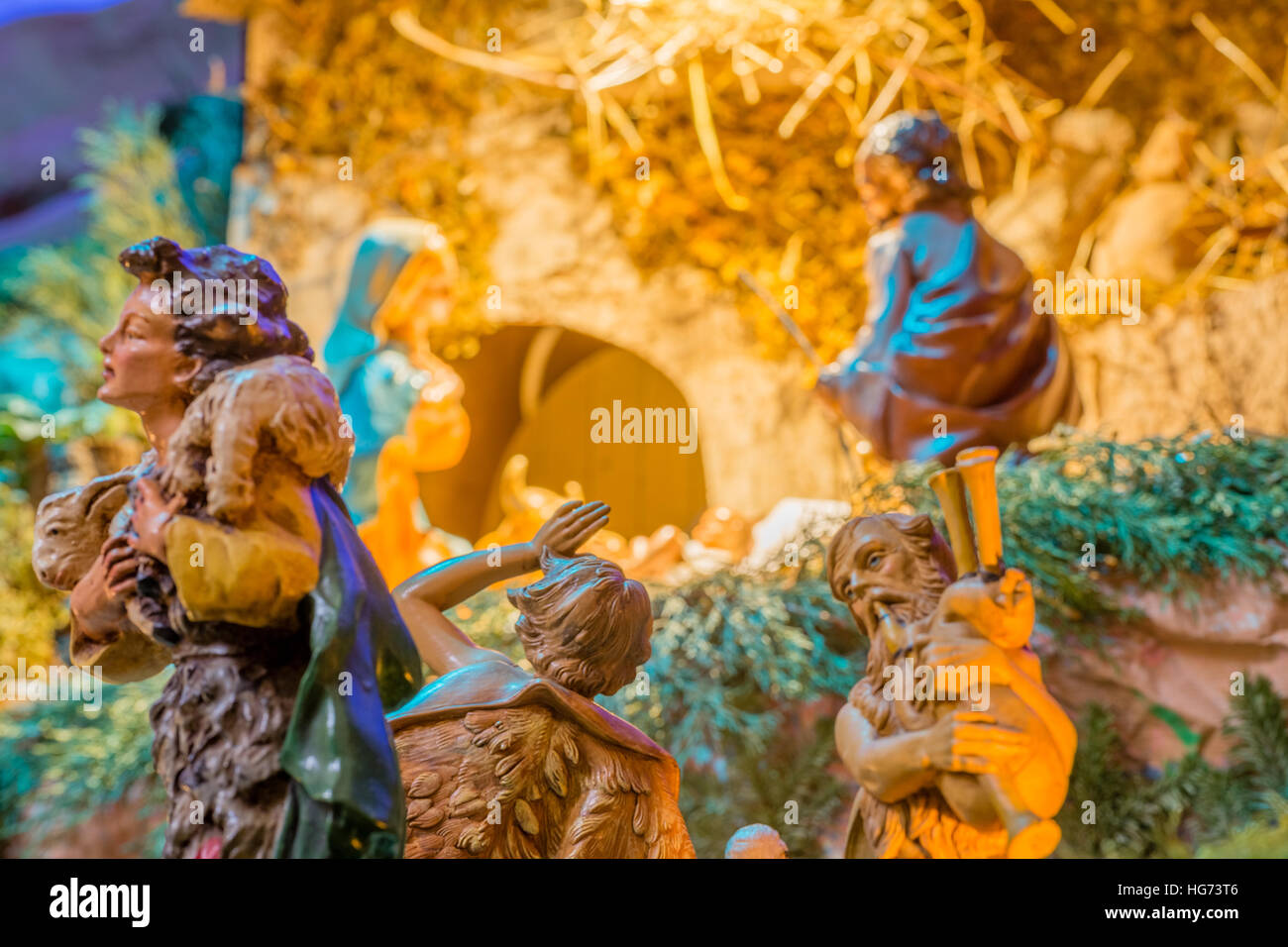 Shepherds adore jesus hi-res stock photography and images - Alamy