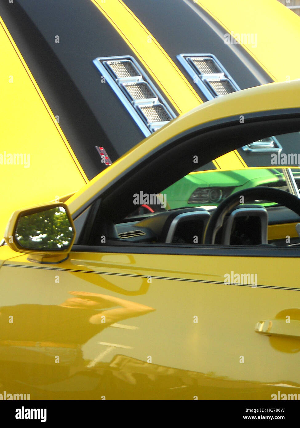 Retro/ vintage/ old/ antique car Stock Photo - Alamy