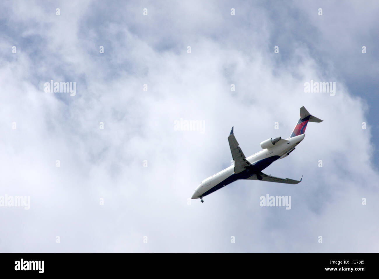 Airplane in flight Stock Photo - Alamy