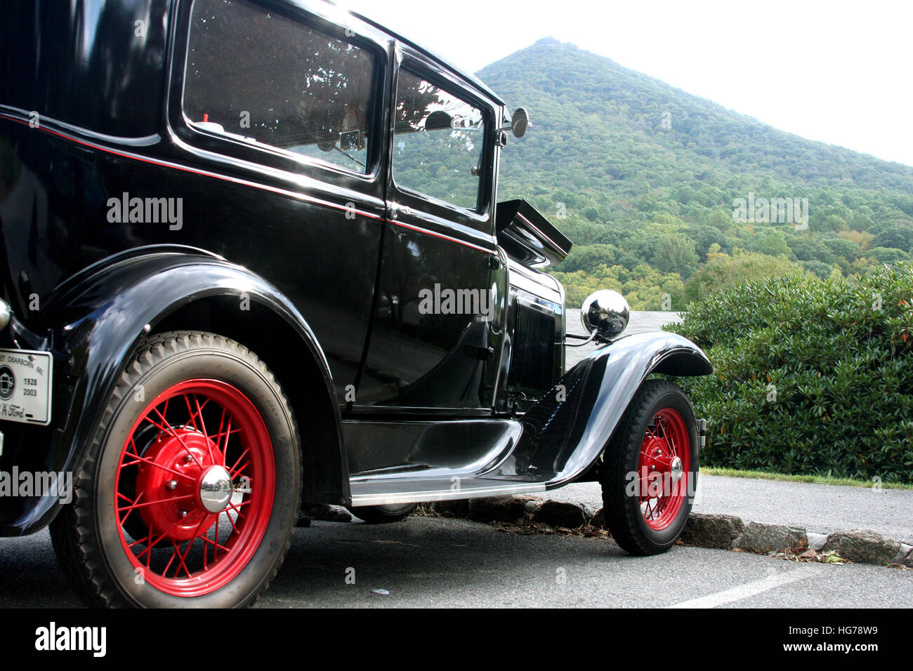 Car Side View High Resolution Stock Photography and Images - Alamy