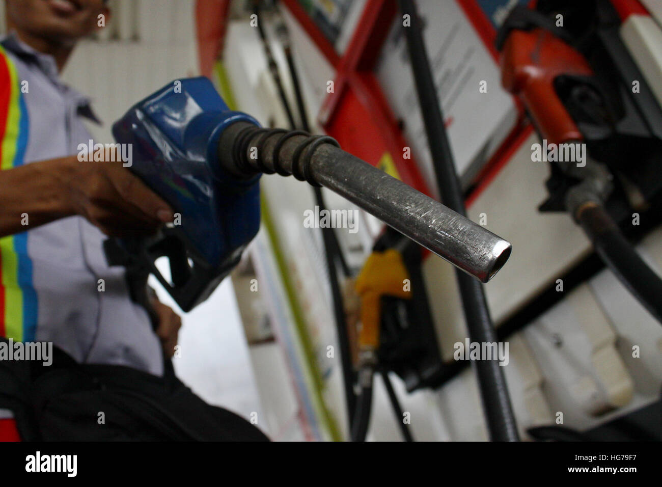 Refueling activities at gas stations in Jakarta. After raising the ...