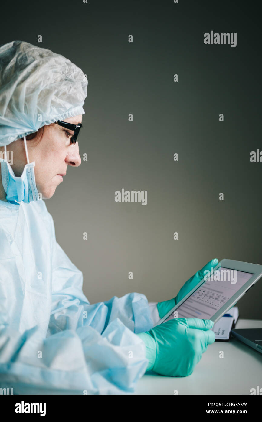 Scientist using desktop computer hi-res stock photography and images ...