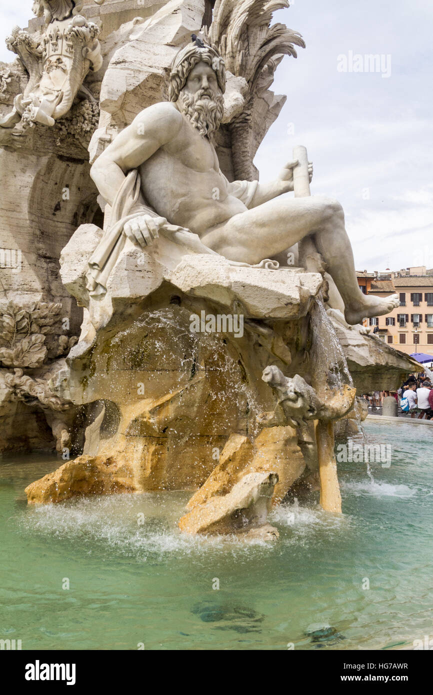 detail of Zeus statue in Piazza Navona, Rome Stock Photo - Alamy