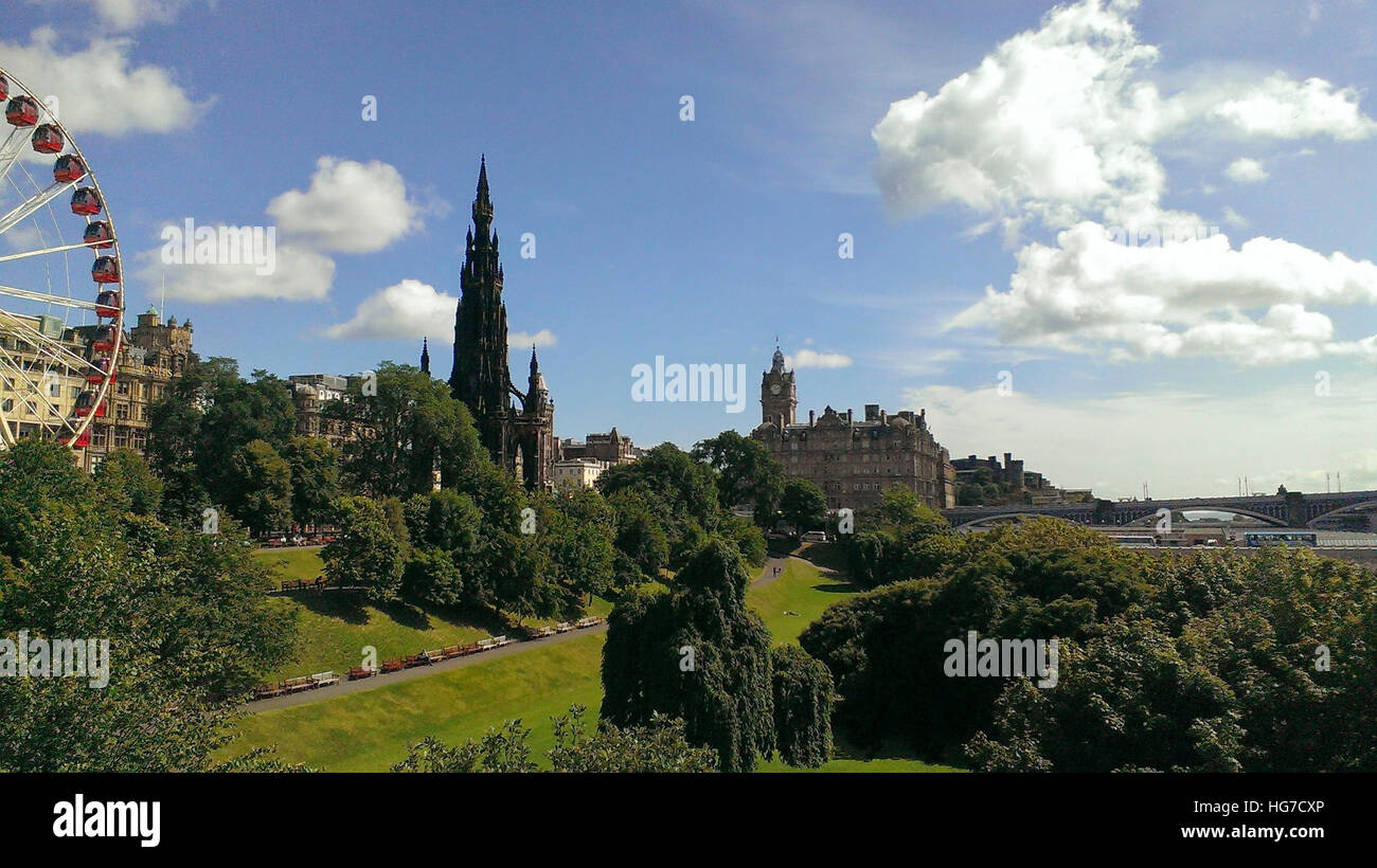 Scott Monument, Edinburgh Memorial Stock Photo - Alamy