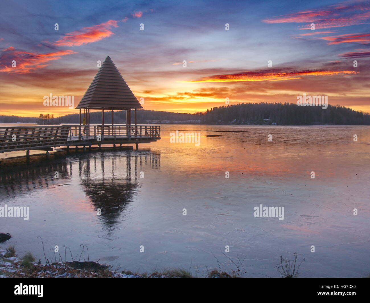 Beautiful pier at sunset hi-res stock photography and images - Alamy