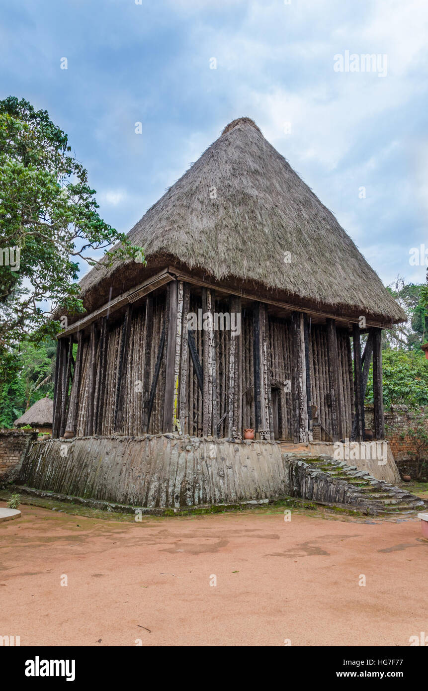 Wood and bamboo temple called Achum at traditional Fon's palace in ...