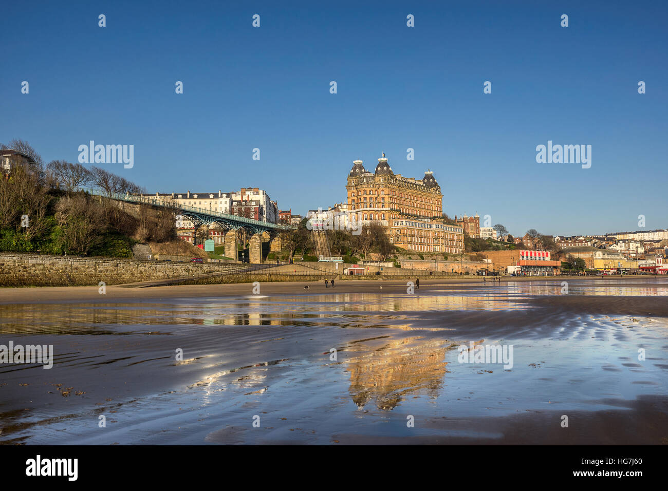 Promenade scarborough hi-res stock photography and images - Alamy