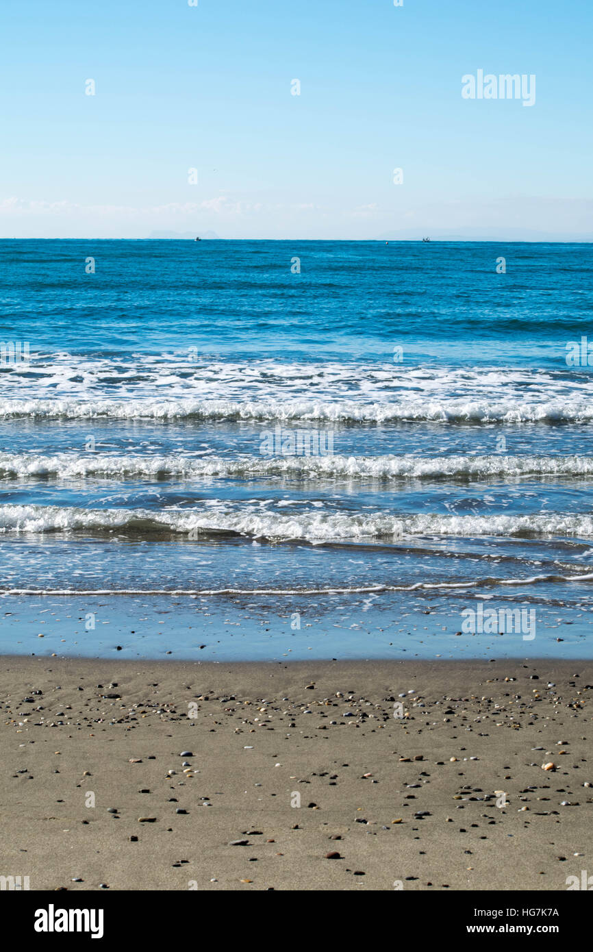 beach and ocean Stock Photo - Alamy