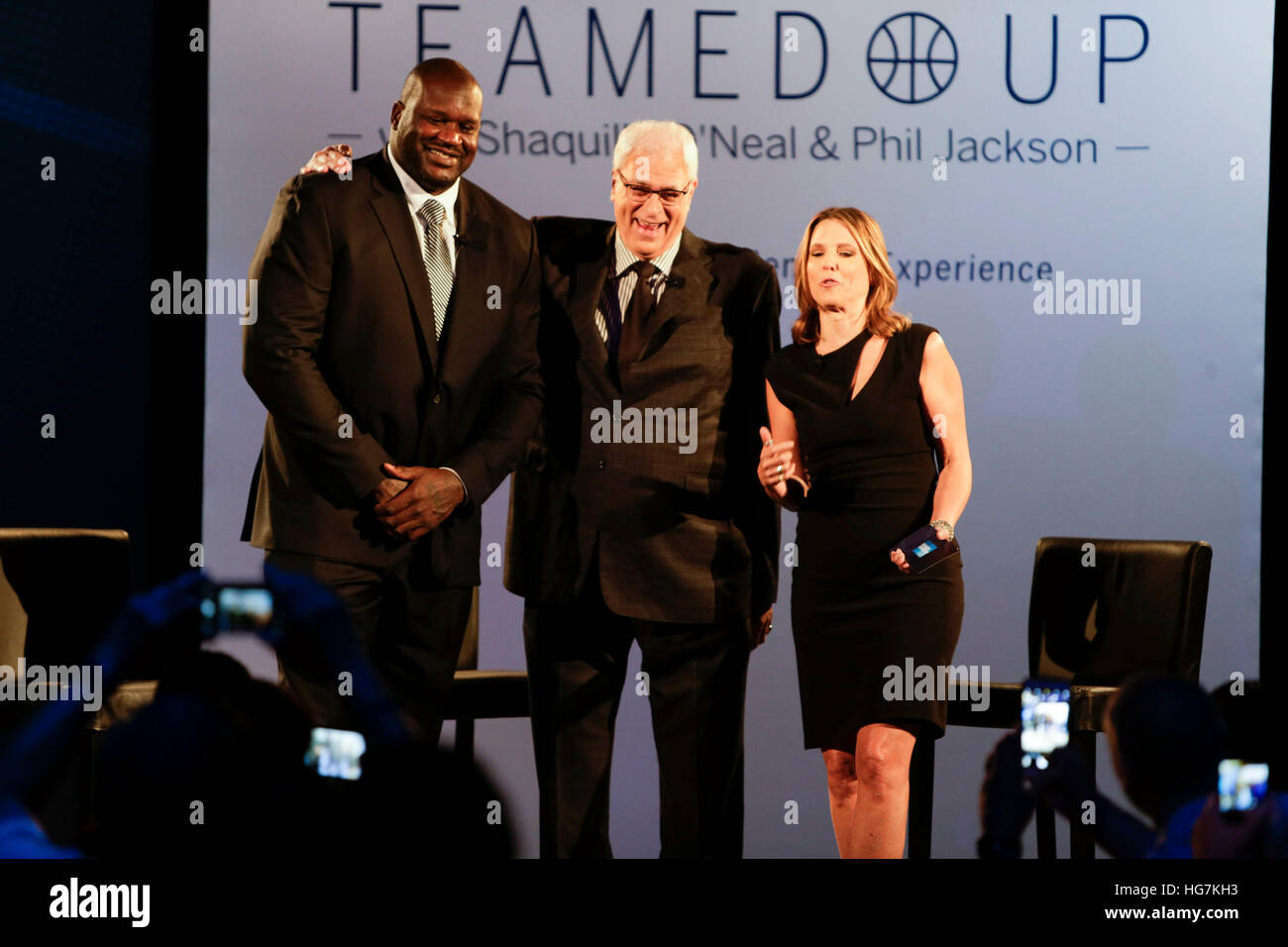 Shaquille O'Neal and Phil Jackson sit down with Hannah Storm and ...