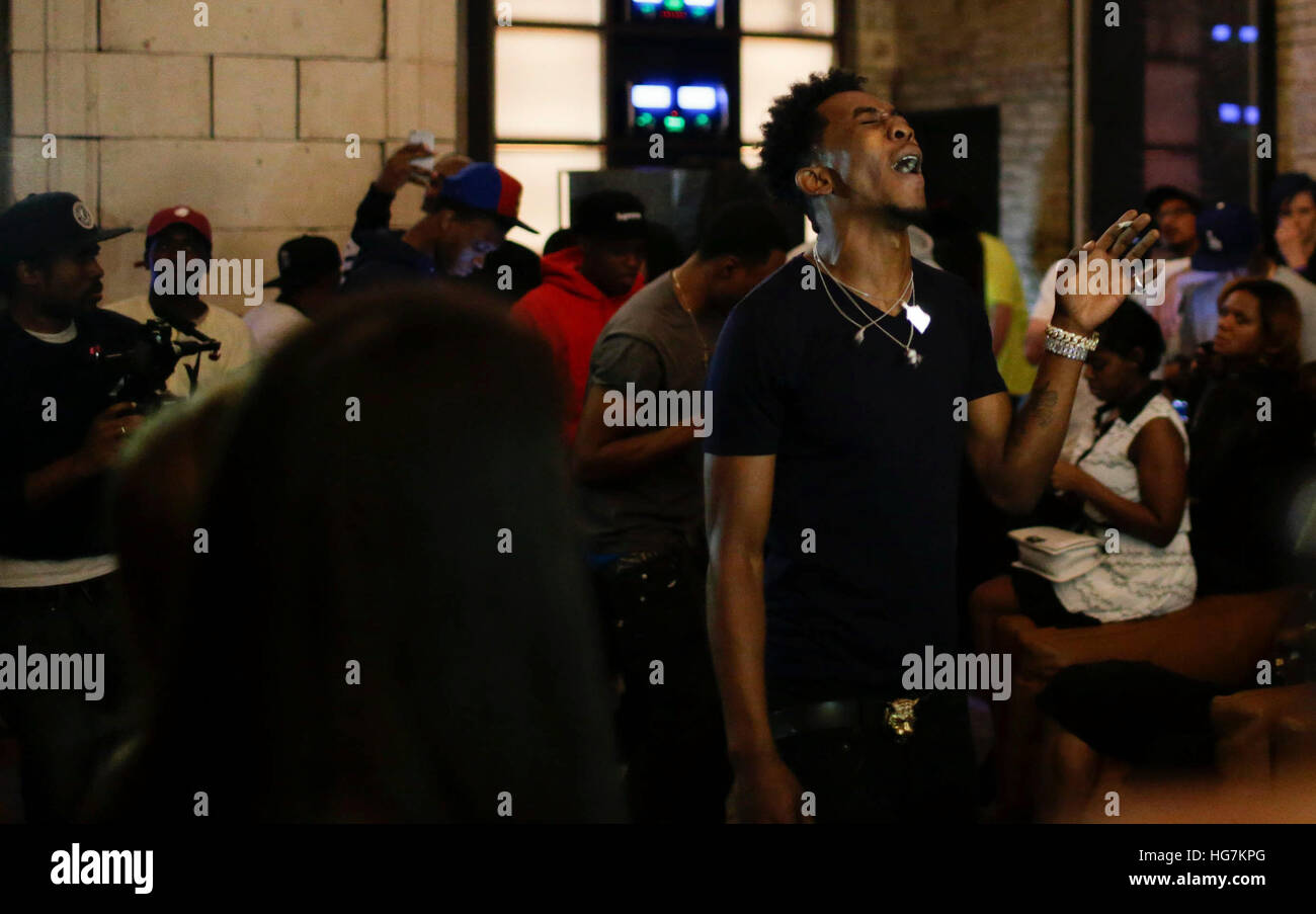 Desiigner panda hi-res stock photography and images - Alamy