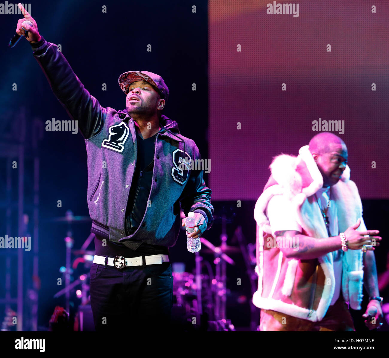 Method Man and Busta Rhymes (r) Performs at Hot 97's Hot For The ...