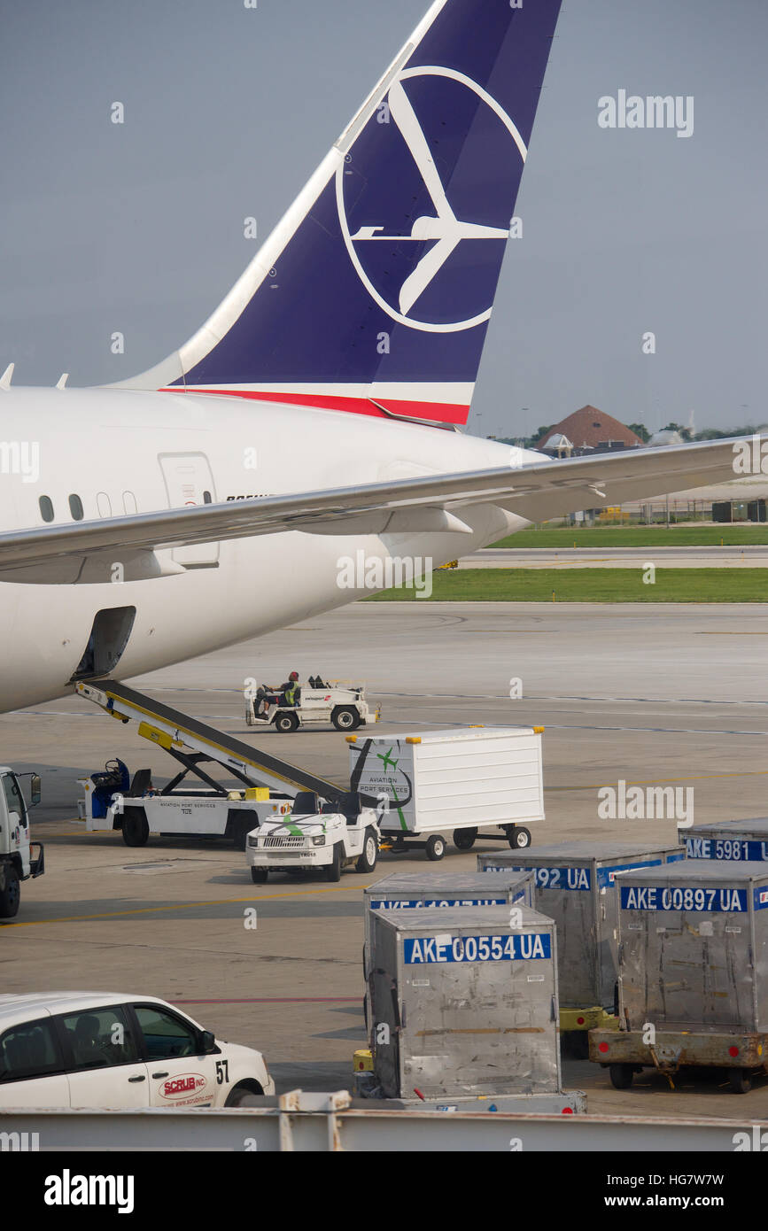 Detail of a LOT Polish Airlines Boeing 787 at Chicago O'Hare ...