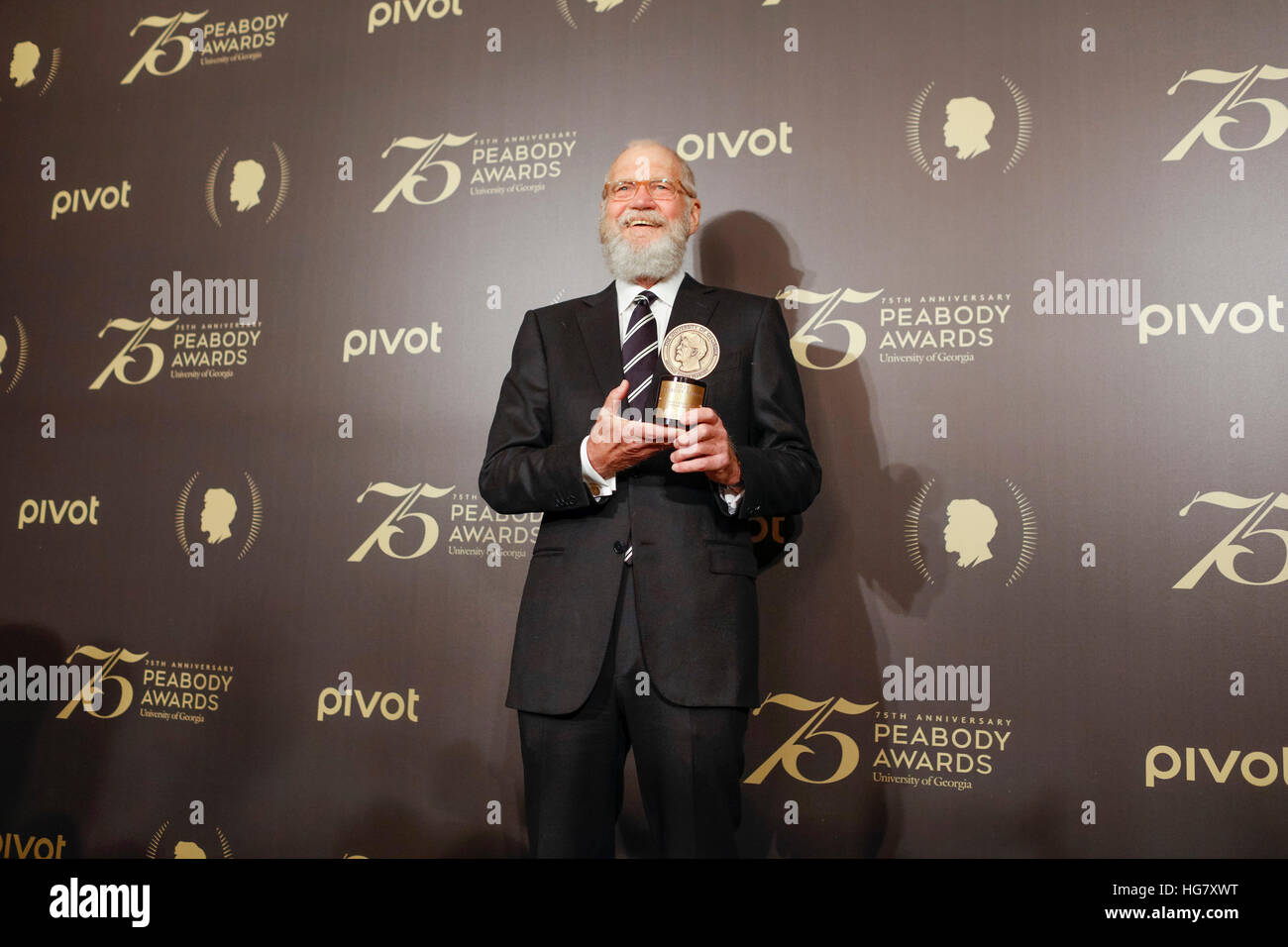 David Letterman poses with his Peabody Award on May 21, 2016 in New ...