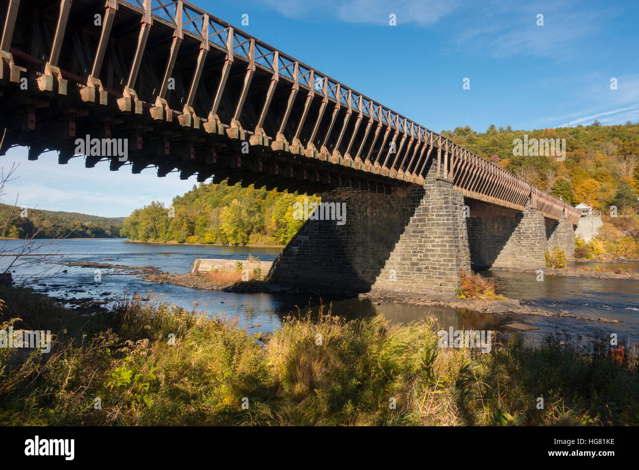 Roebling Delaware Aqueduct Stock Photo - Alamy