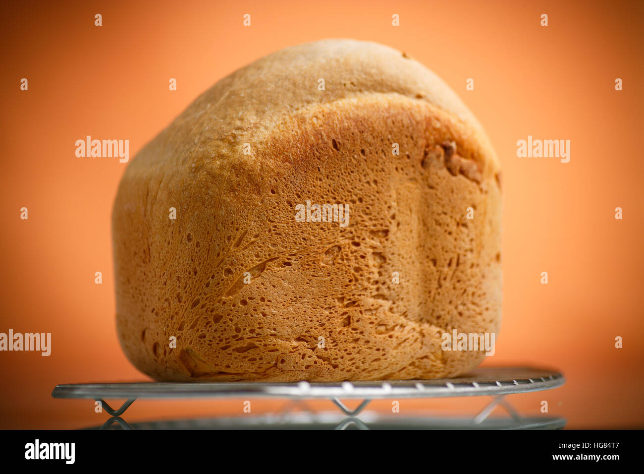 Big round loaf bread hi-res stock photography and images - Alamy