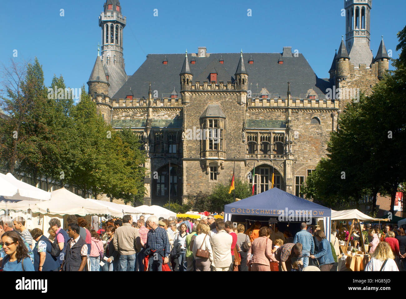 Deutschland, Nordrhein-Westfalen, Aachen, Markt hinter dem Rathaus ...